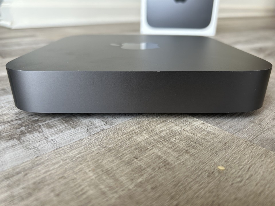 Mac Mini Space Gray 2018 3.2GHz i7 6-Core 8GB 256GB SSD Really Nice ...