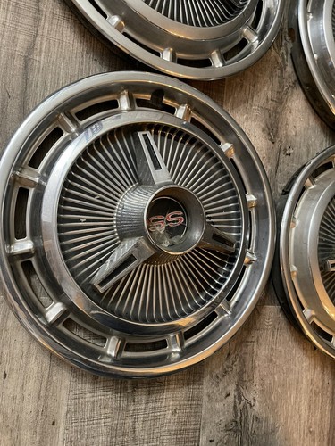 1963-1966 Chevy Impala Chevelle SS Hubcaps 14” Hub Caps Spinners Wheel ...