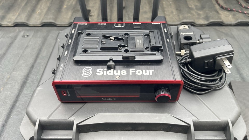 Aputure Sidus Four – Wireless CRMX Transmitter & Receiver - Excellent ...