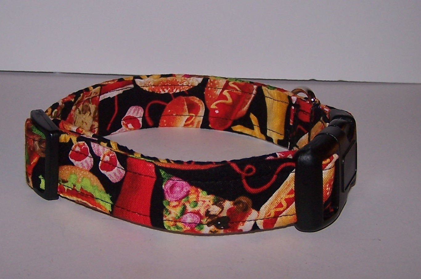 Wet Nose Designs Junk Food Lovers Dog Collar Burgers Fries Pizza ...