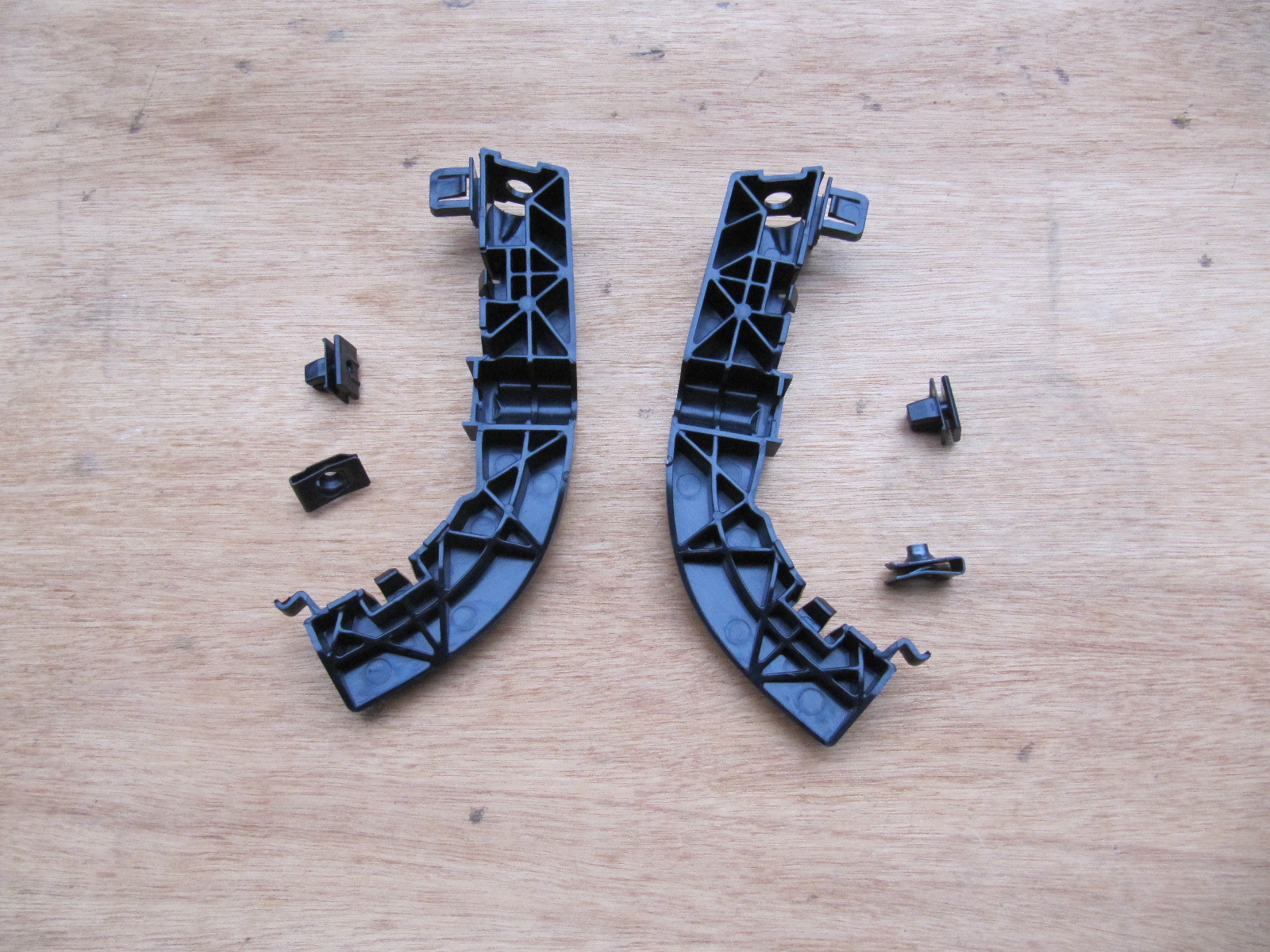 Fit For Dodge Challenger Front Bumper Support Bracket LH+RH Fascia 2008 ...