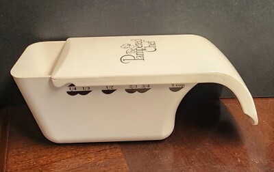 The Pampered Chef Adjustable Measuring Cup ~ Measures Cups & ML | eBay