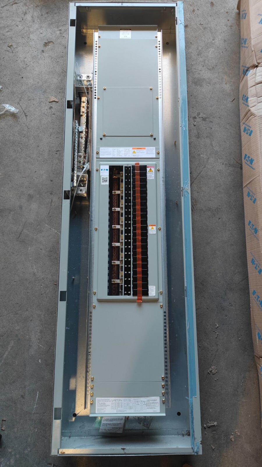 EATON PRL1x 600 AMP 208/120V 3PH 4W 42 Cir Panelboard NEMA 1 Indoor | eBay