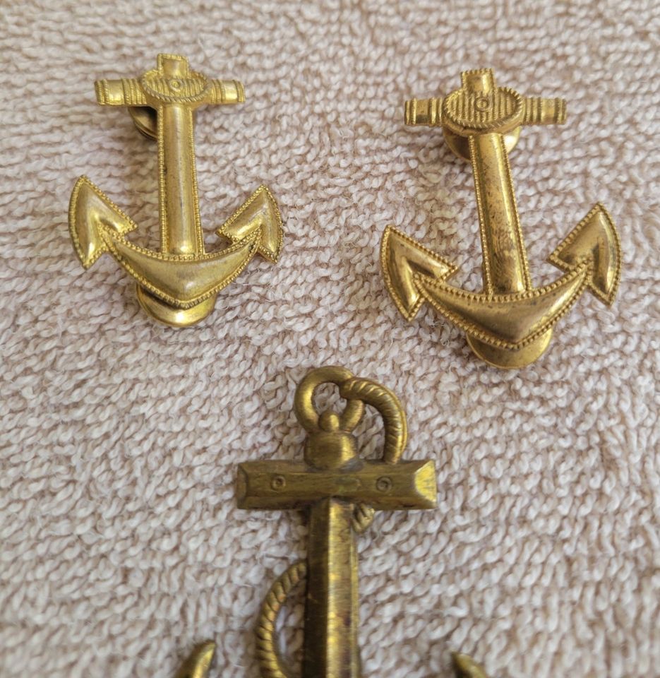 VINTAGE MILATARY LOT OF 3 US NAVY ANCOR PINS FROM A LOCAL ESTATE | eBay