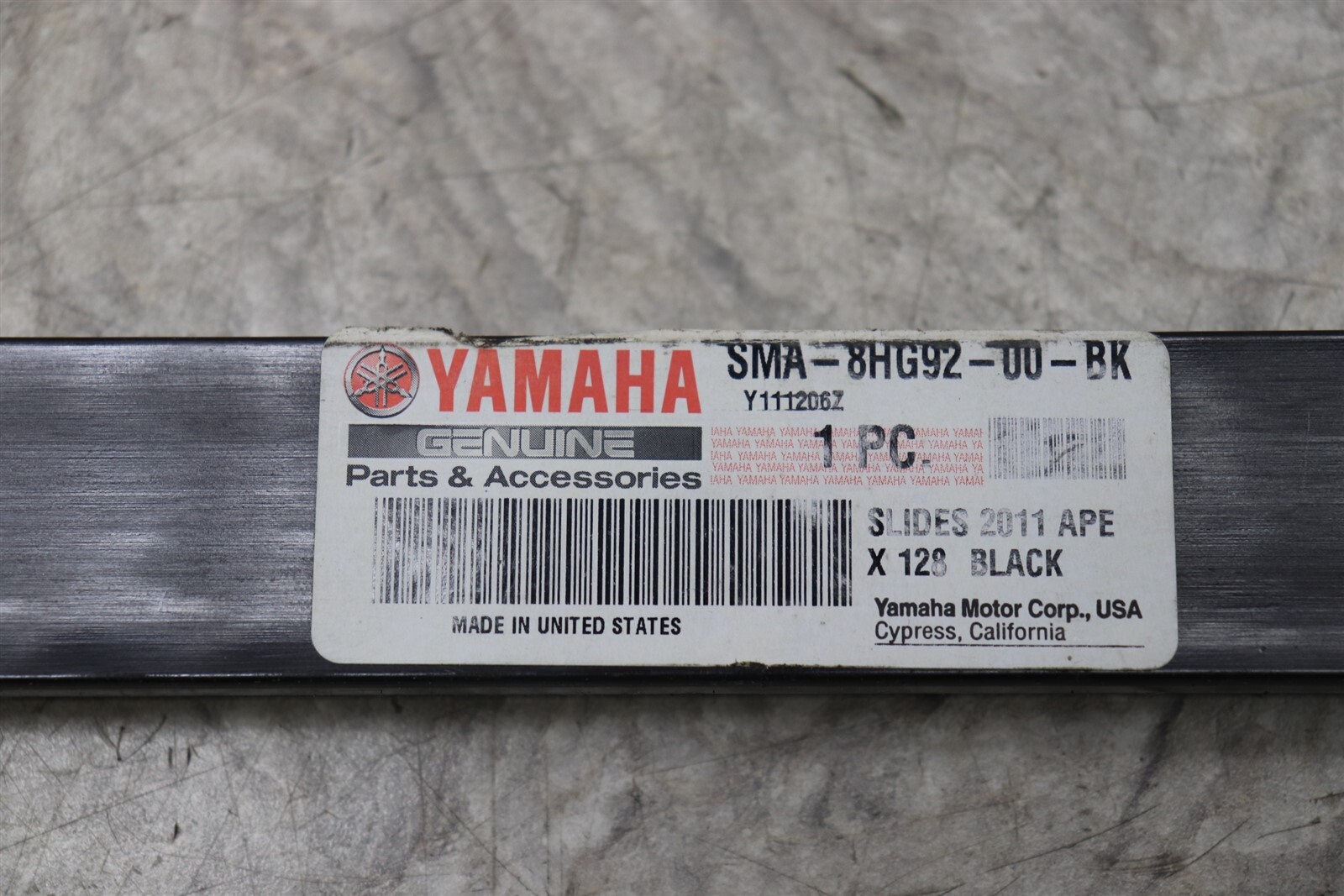 SMA-8HG92-00-BK Yamaha Snowmobile Hyfax Runner Slide 45" Long 128 Track ...