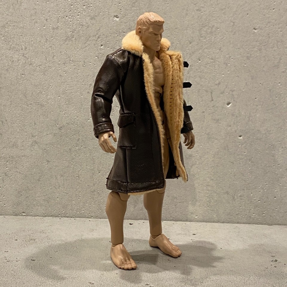PB-LTC-BANE-V2: 1/12 Dark Brown Bane Coat for 6" muscular body, Mafex ...