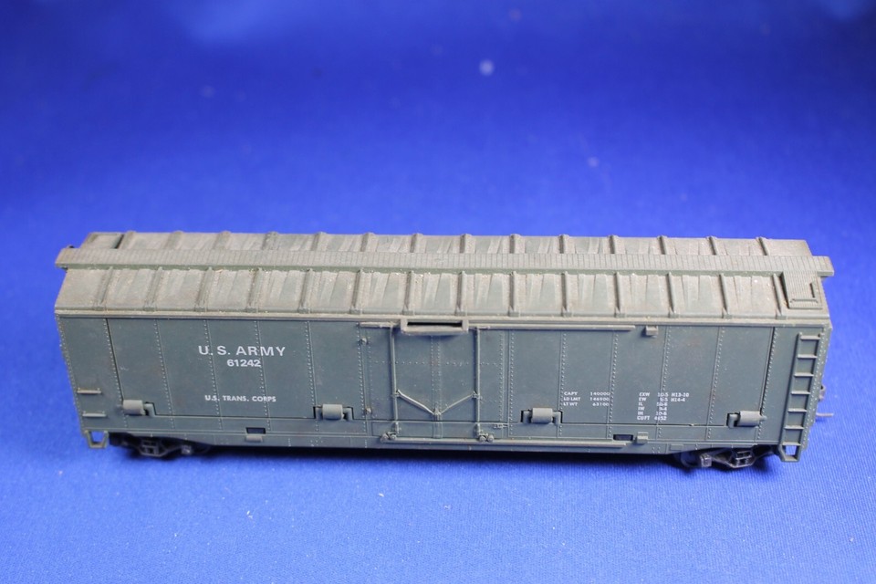 HO Cox #6124 U.S. Army Q Box Car with Cannons - Very Good Condition | eBay