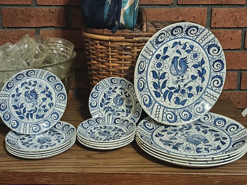 2x vintage decorative white clay pipes joy and wain stoke on trent 1 ...