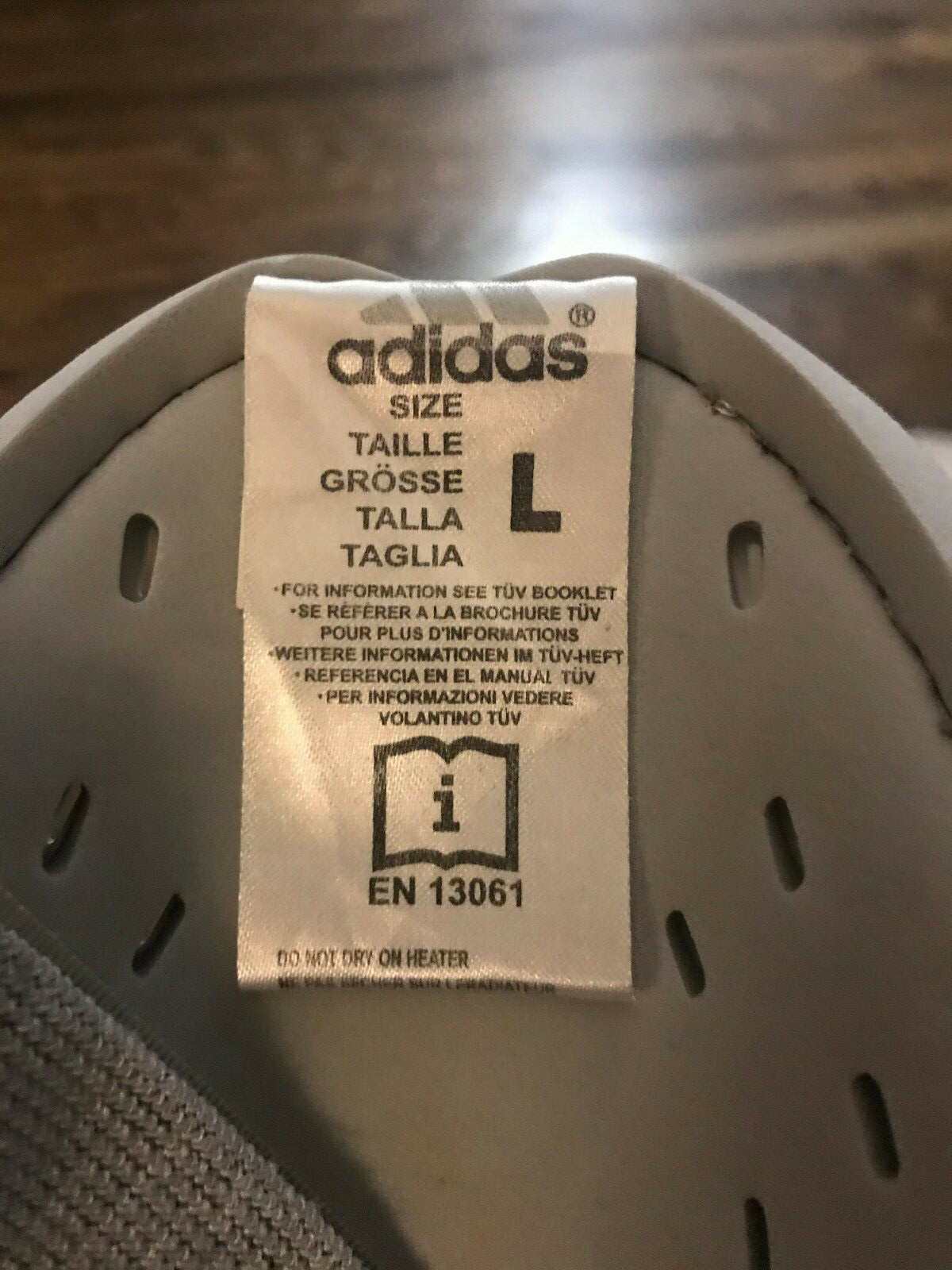 ADIDAS L Large EN 13061 soccer shin guards BLACK GRAY GREEN | eBay