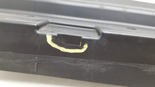 2018 - 2020 BUICK ENCLAVE GENUINE RADIATOR AIR BAFFLE 84342309 / ...