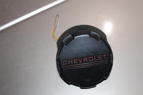 88-94 Chevy Silverado Suburban Truck Steering Wheel Horn Button Red ...