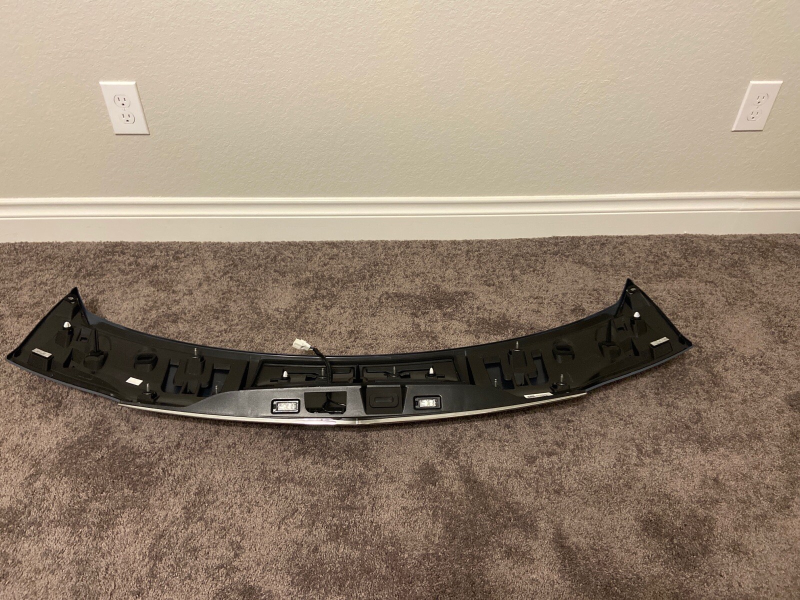 Maserati Levante Lower Trunk Spoiler, OEM Part 670119719 New Open Box ...