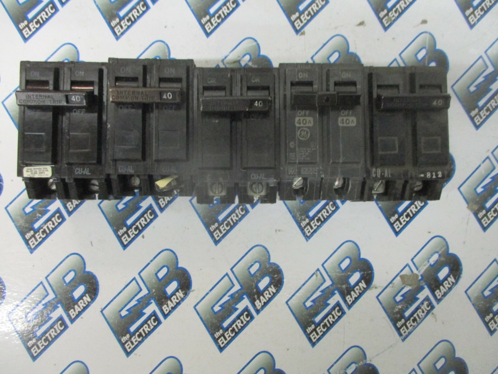 GE THQL2140 (5) 40 Amp, 240 Volt, 2 Pole, Plug In, Circuit Breakers ...