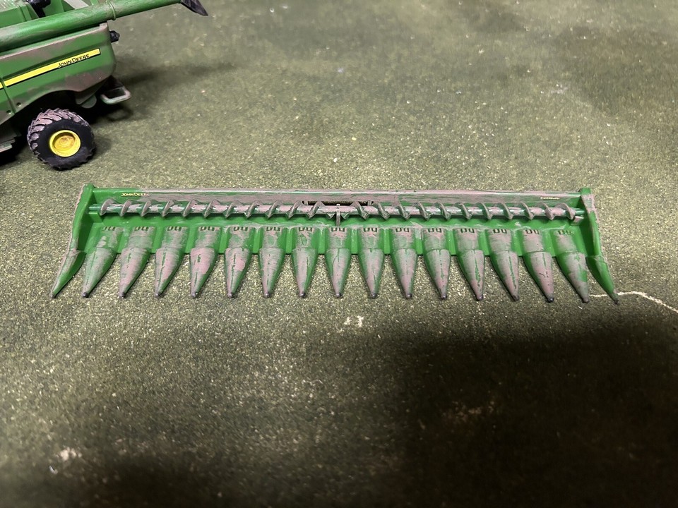 1/64 Ertl John Deere Custom Muddy Authentics #3 S690 Combine w/ Headers ...