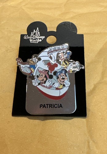 Disney Fab 4 Personalized Name Pin Badge w/Mickey Minnie Donald Goofy ...