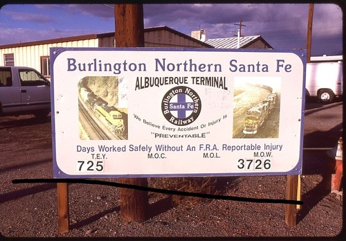 ii775 Orig. Slides BNSF Sign at Albuquerque Terminal Yard, NM 9-14-02 ...