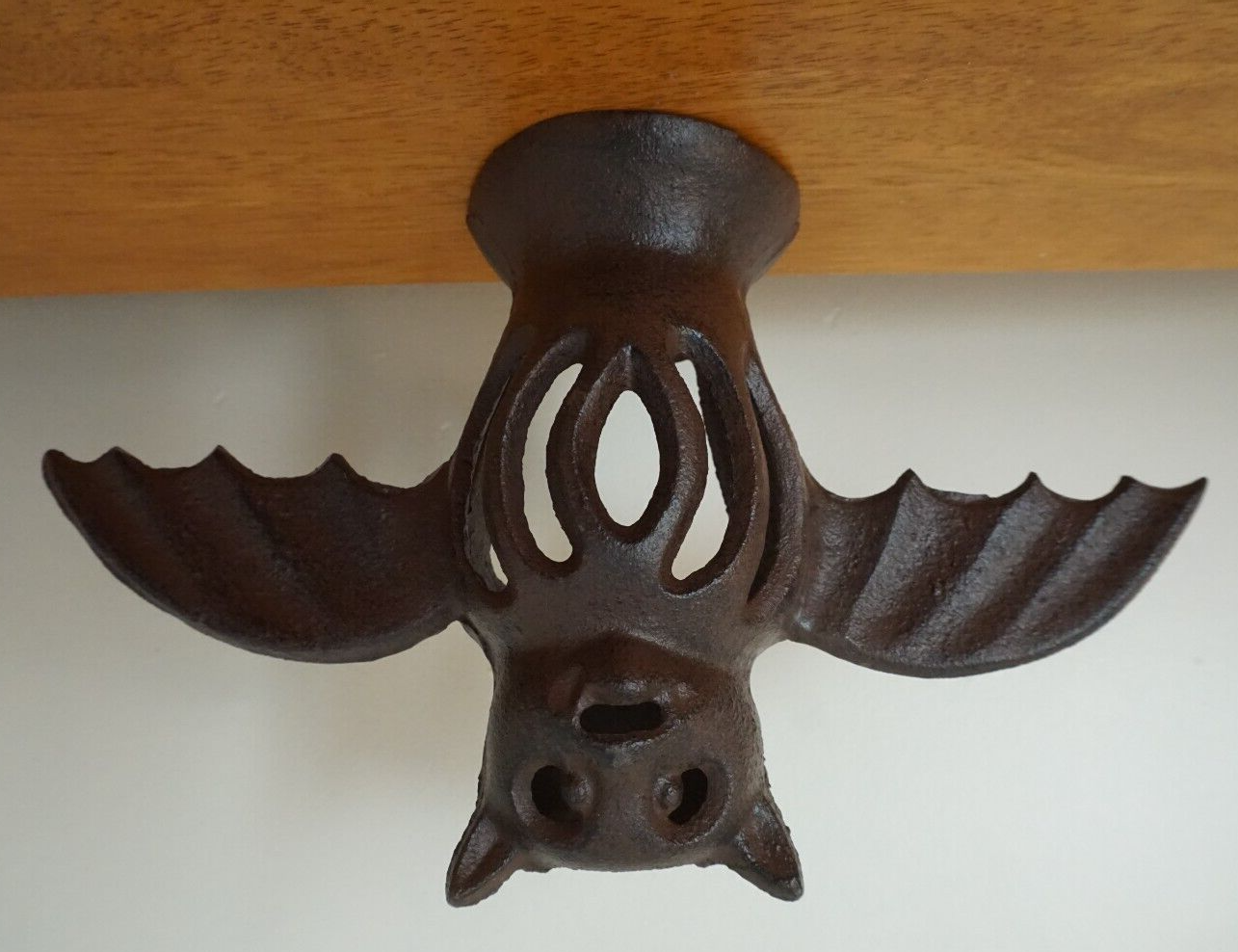 Big Rustic Gothic Cast Iron Bat Candle Holder Halloween Haunted House ...