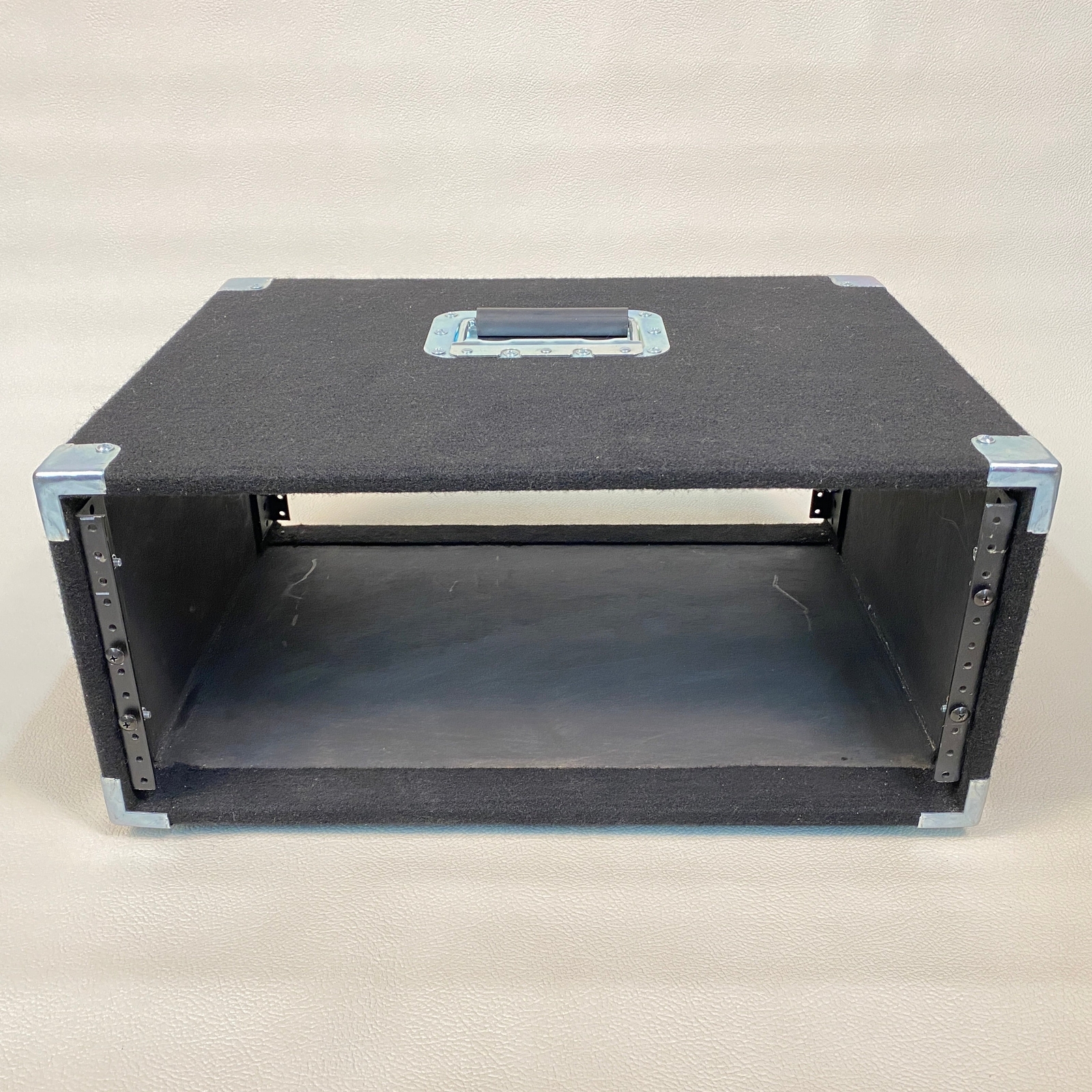 Unbranded 4-Space Rack Case Black Carpet 4U | eBay