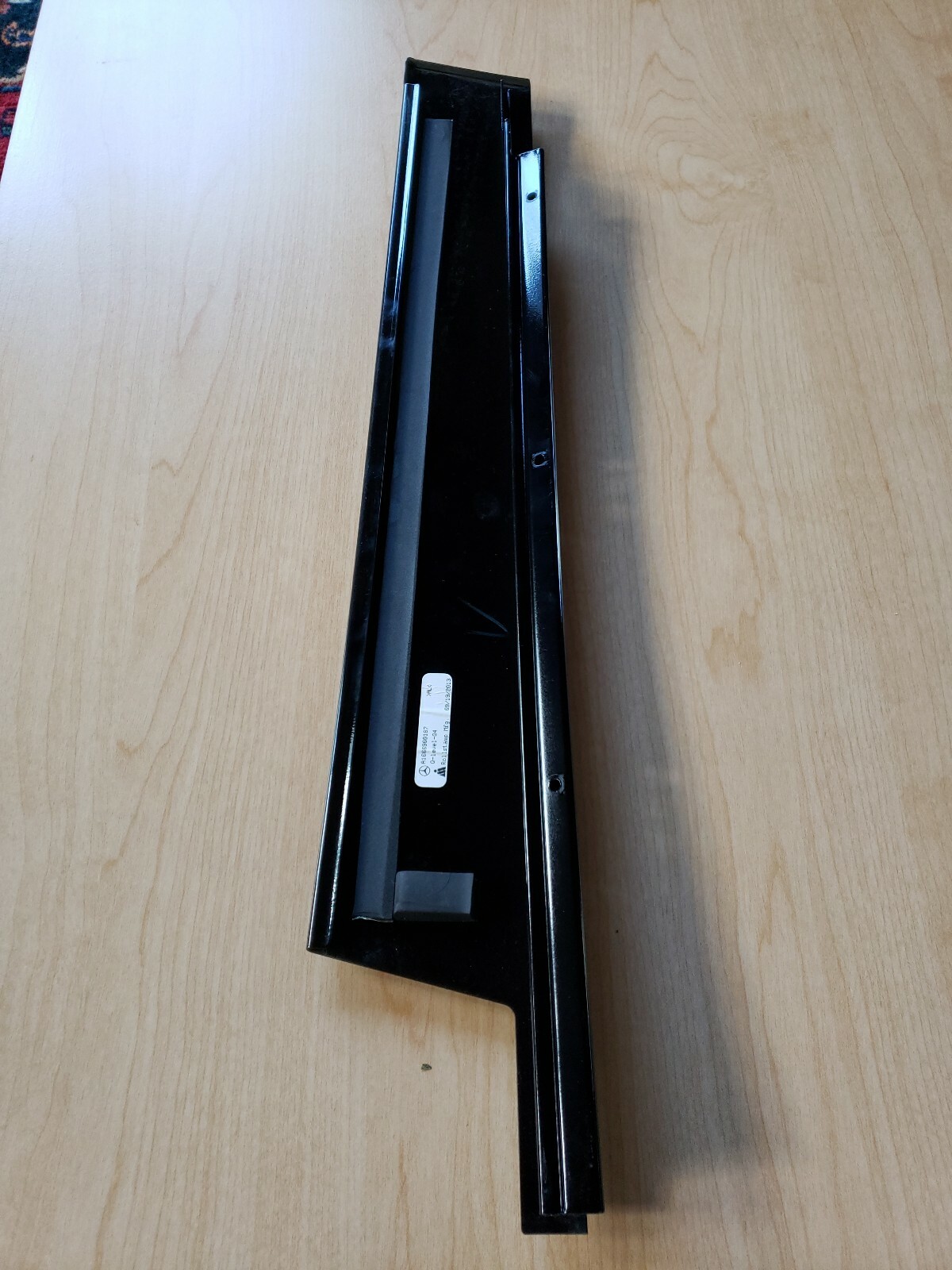MERCEDES OEM ML350 Front left Door-Applique Window Trim 1666900187 good ...