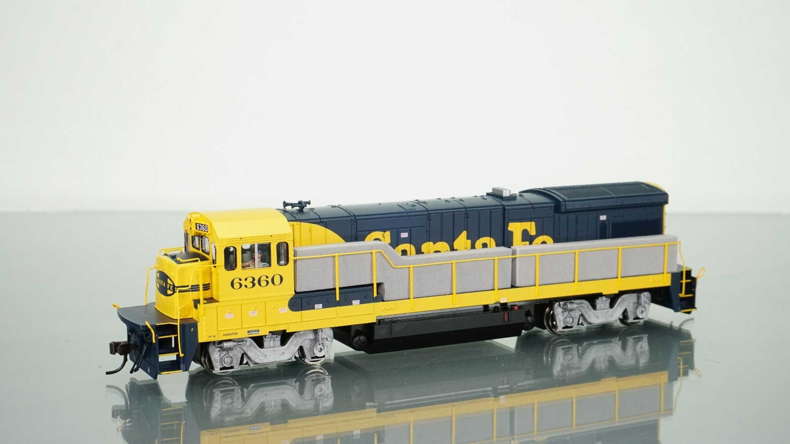 Atlas Master GE B23-7 Santa Fe 6360 DCC w/Sound HO scale | eBay