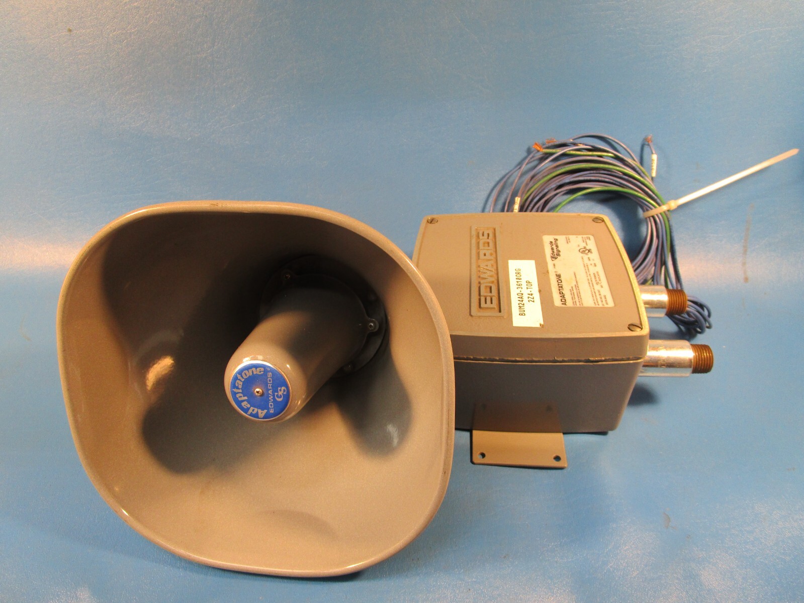 USED EDWARDS SIGNALING 5531M-24AQ, 24VOLTS, 50/60Hz, 1.3 AMPS ...