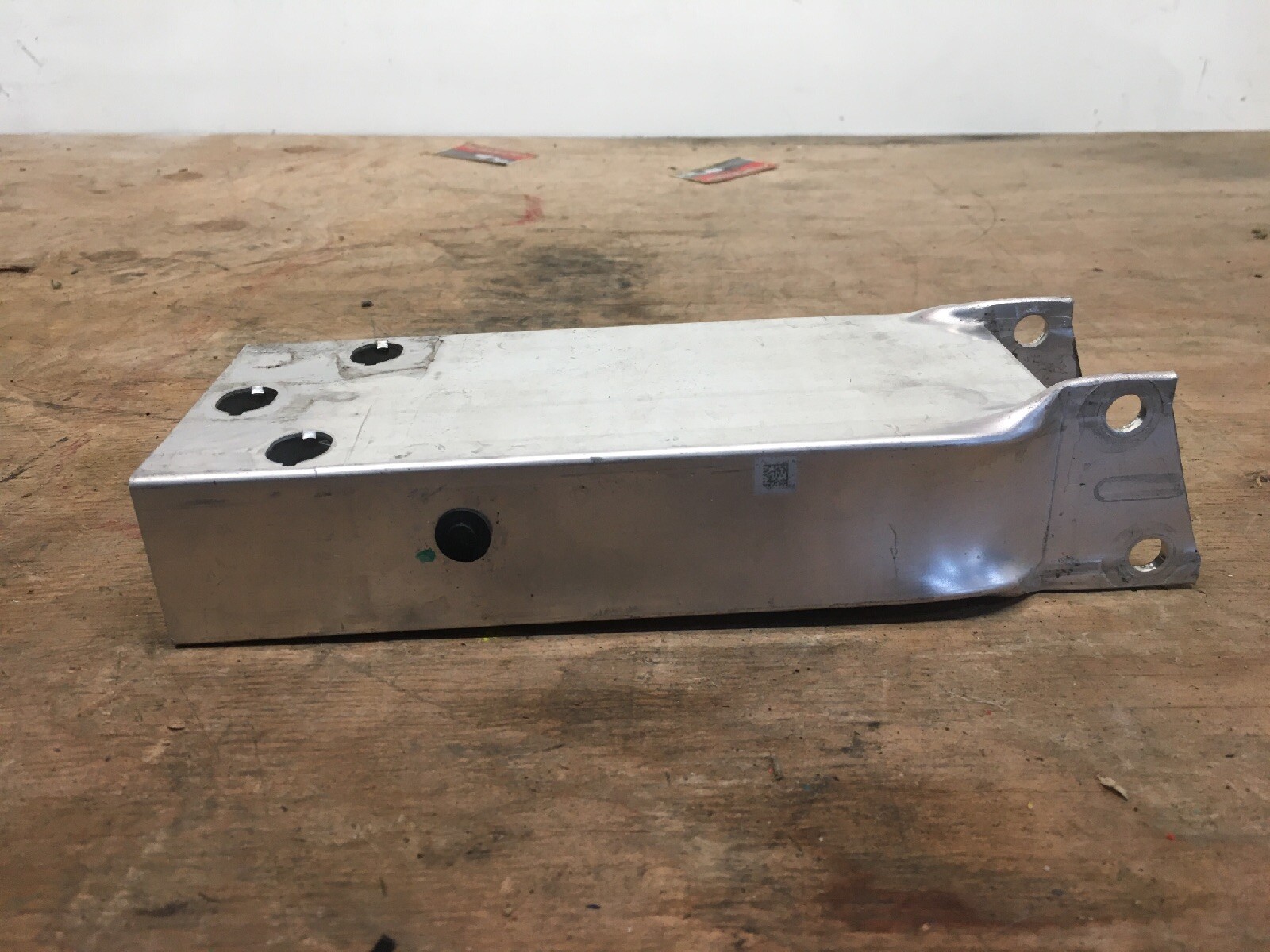 2017 2018 MERCEDES E300 E400 FRONT LEFT REINFORCEMENT BRACKET OEM ...