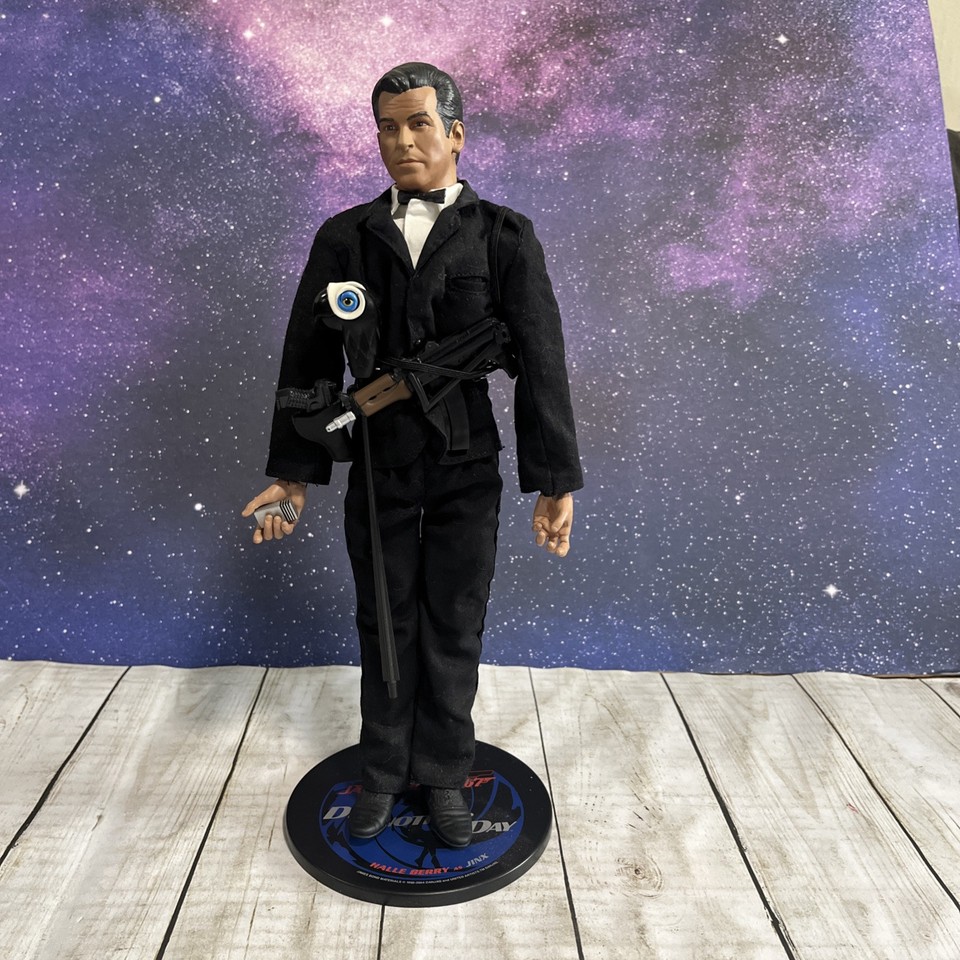 Sideshow James Bond Die Another Day Pierce Brosnan Figure 747720203945 ...