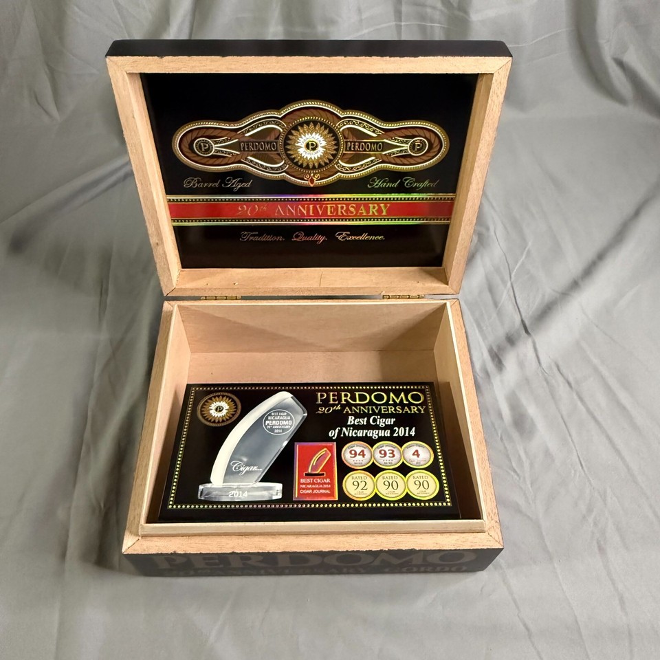 Perdomo 20th Anniversary Maduro Epicure Empty Black Wooden Cigar ...