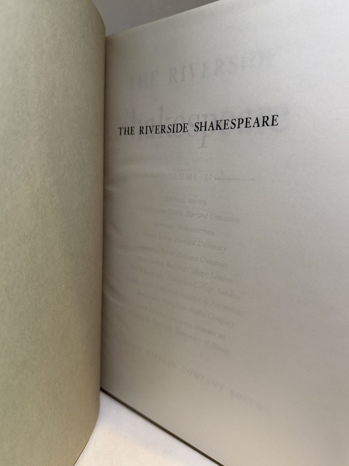 THE RIVERSIDE SHAKESPEARE -Complete Works in 2 Volumes Slipcased Red ...