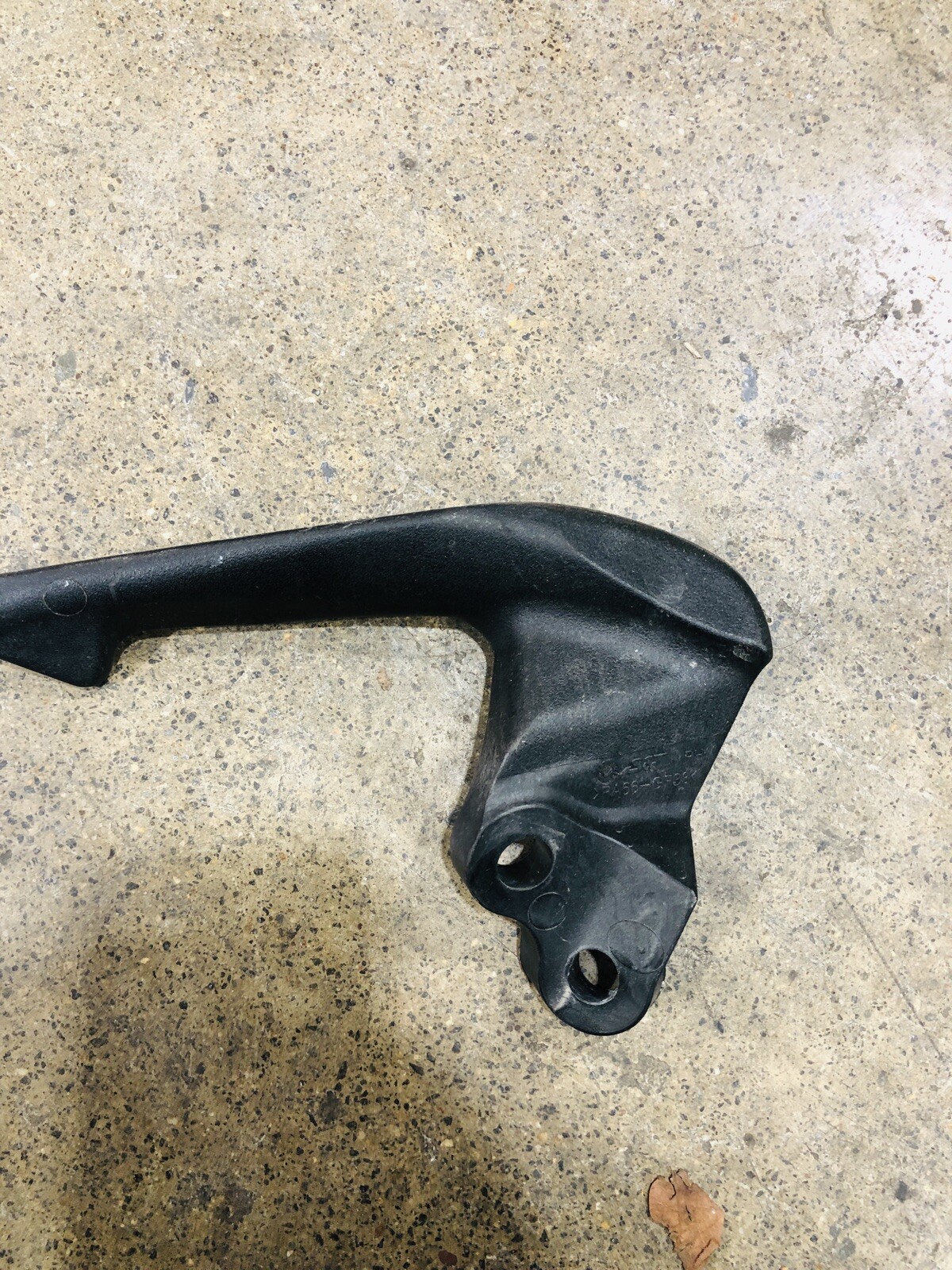 Hyosung GT250R Rear Right Rear Passenger Fender Grab Rail | eBay Australia