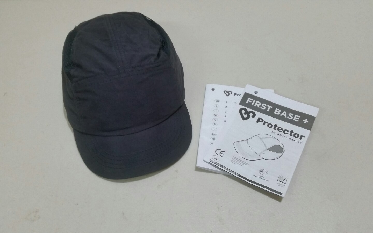 SCOTT HC22 First Base Safety Bump Cap Standard REDUCED Micro Peak Work ...