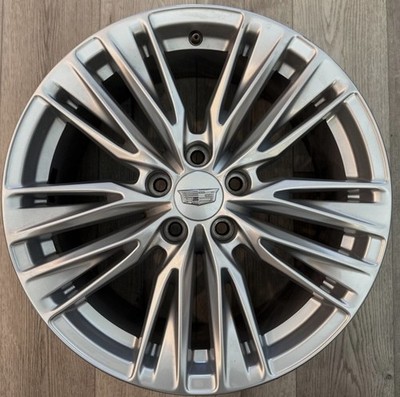 Used OEM Wheel 18”2020-2021 Cadillac CT4 84214241 Silver | eBay