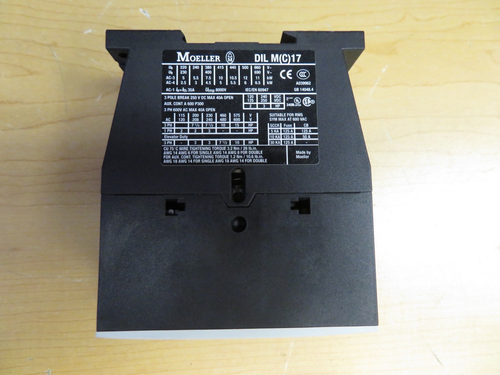 Moeller DIL M17-10 DILM(C)17-10 Contactor Coil 230/240VAC 3PH 600V 40A ...