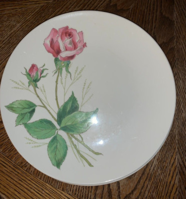 Five Accent Shape by Knowles Tea Rose X-2240-0 Floral 10" plates United ...