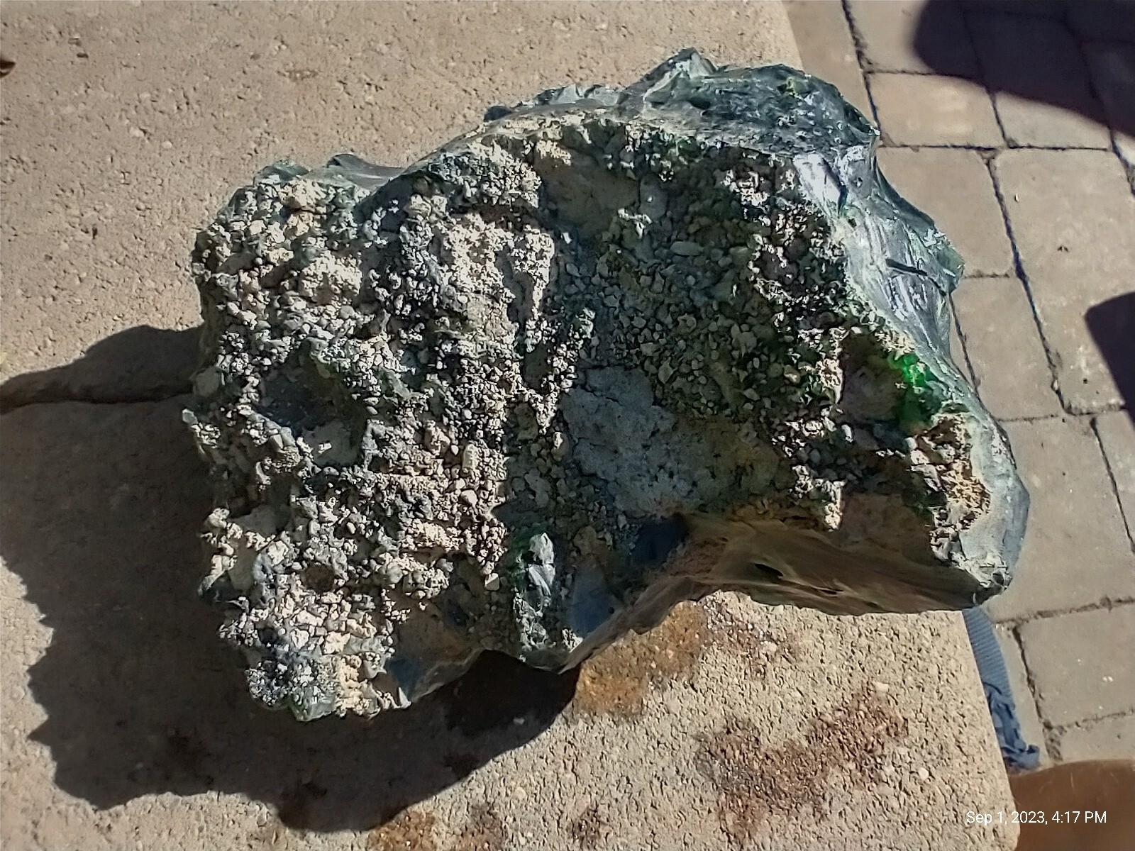 Glass Rock Slag dark color Chunk Aquarium Landscape Garden Yard 1920 Gr ...