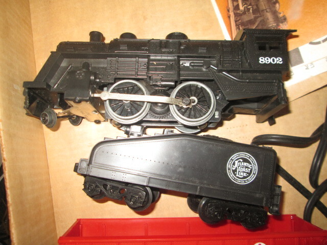Lionel Midnight Flyer Group Of 7 Lionel Train Accessories Matthew