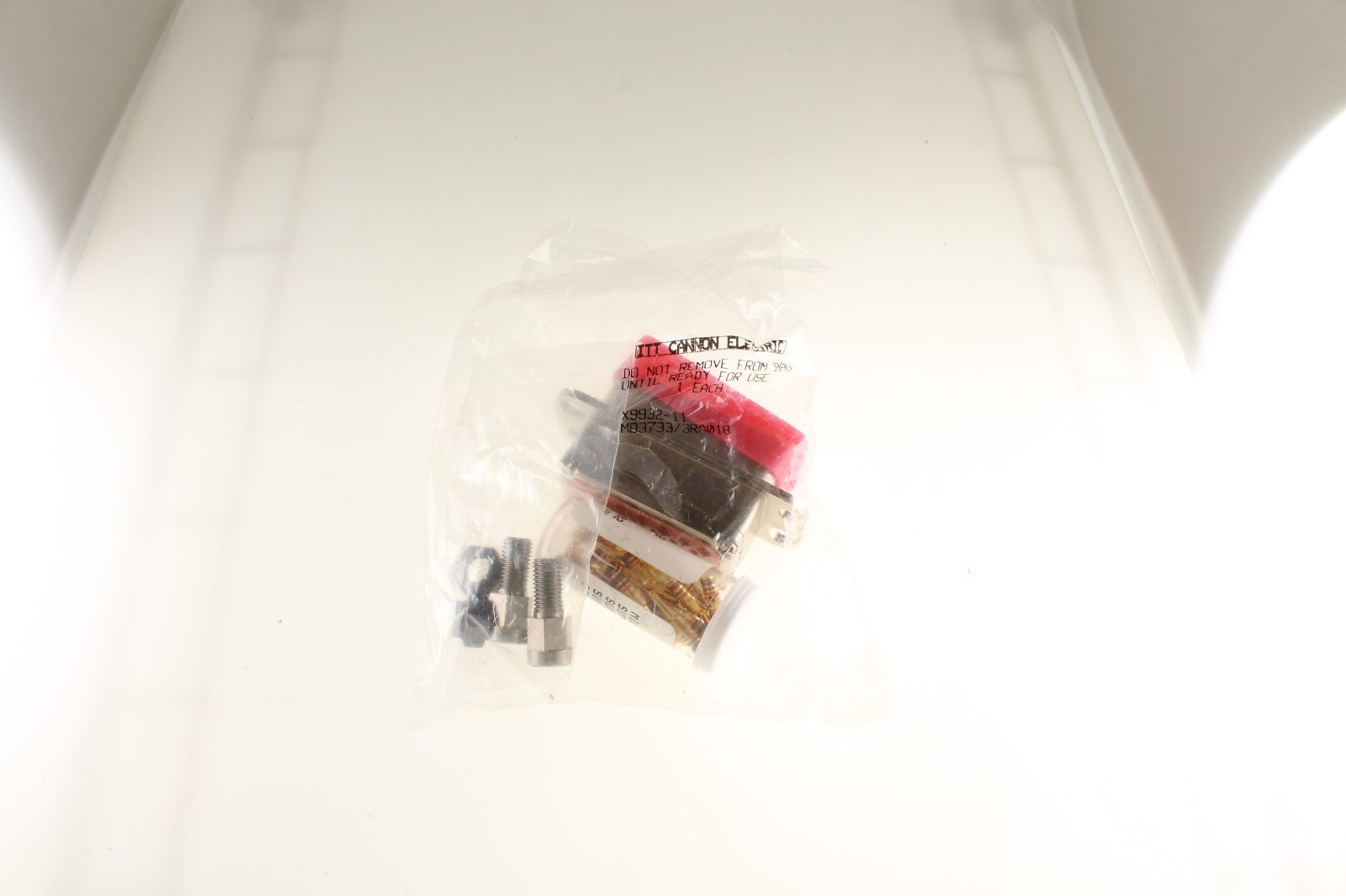 M83733/3RA018 | eBay