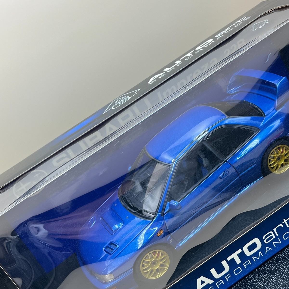 AUTOart 1/18 Subaru Impreza 22B Metallic Blue Performance AUTOart 1/18 Subaru Impreza 22B Metallic Blue Performance