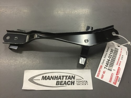 2009 - 2013 TOYOTA COROLLA BATTERY HOLD DOWN CLAMP BRACKET OEM 74404 ...
