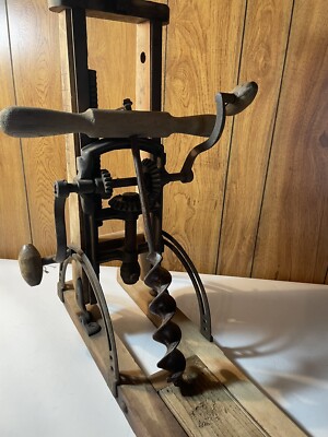 Antique Barn Beam Auger Drill Press Boring Machine plus 2” Hand Auger ...