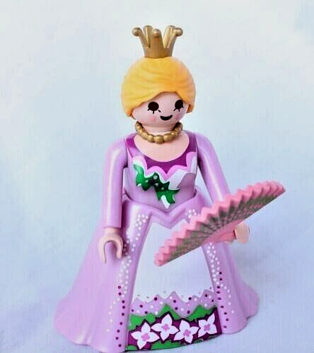 Playmobil Pink Princess Toys R Us 2012 Promotional Giveaway Figure ...