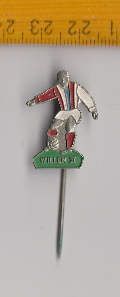 Vintage Dutch Football Player Club pin badge 1960s FEYENOORD PSV AJAX ...