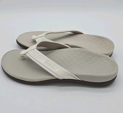 Vionic Flip Flop Sandals Women's 7 White Patent Leather Rubber Sole EUC ...