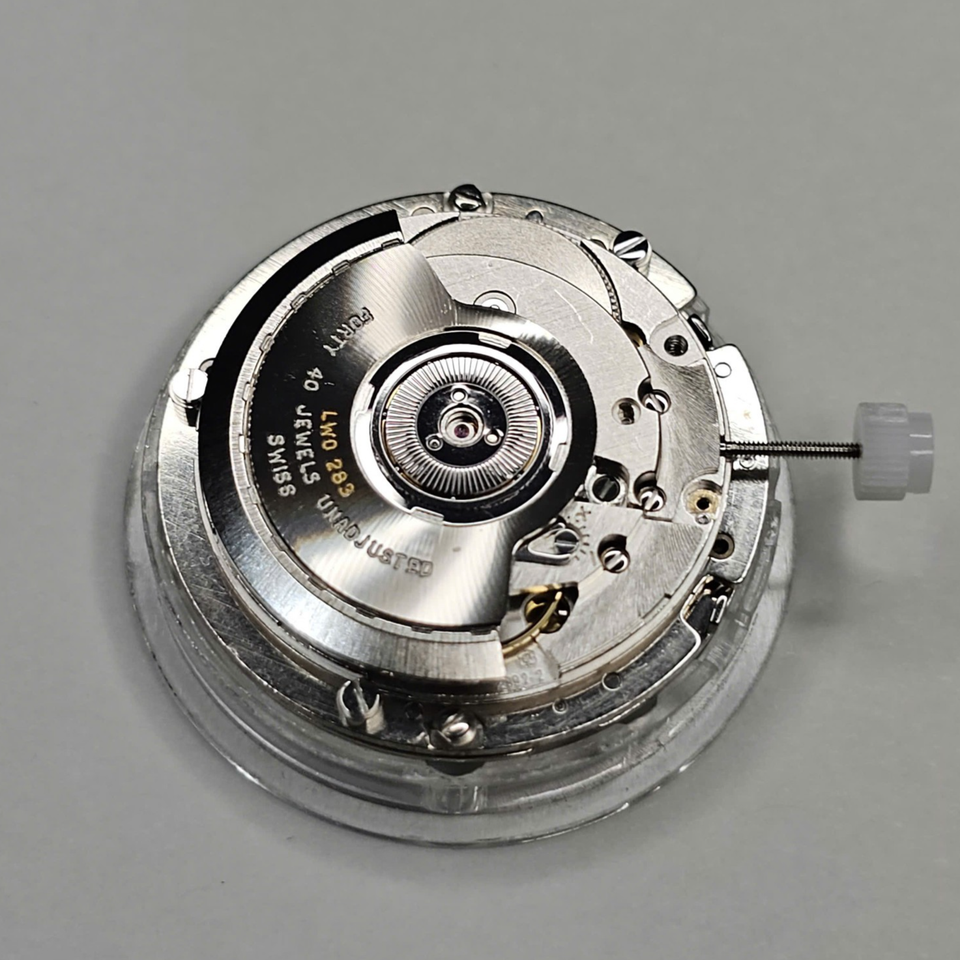 Lemania LWO 283 Chrono Movement | ETA 2892-2 Base w/ Dubois Dépraz ...