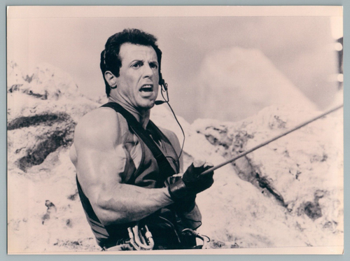 1993 SYLVESTER STALLONE AS GABE WALKER CLIFFHANGER MOVIE FILM PHOTO ...
