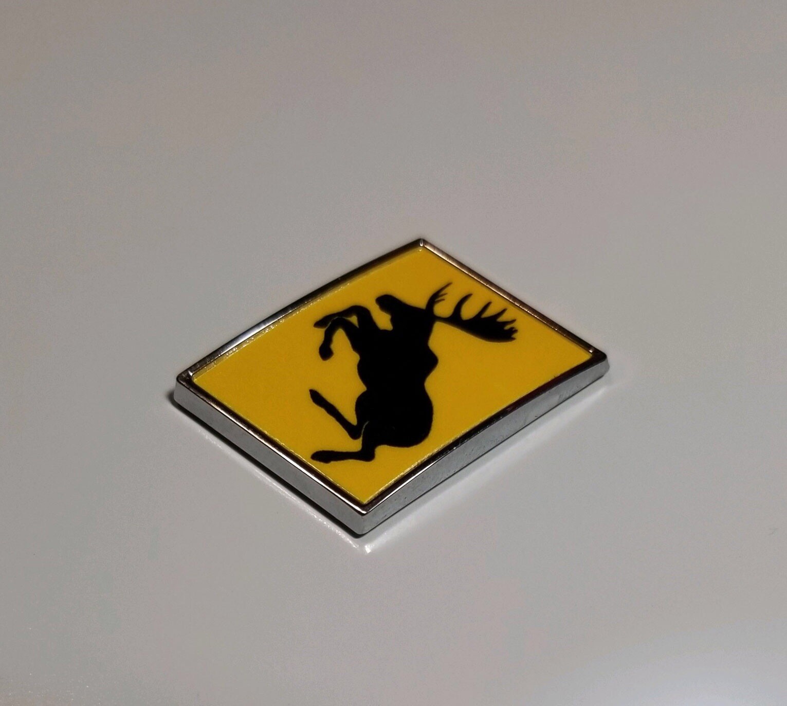 GENUINE Traditional Prancing Moose VOLVO 1” Hard Chrome Badge Slash ...