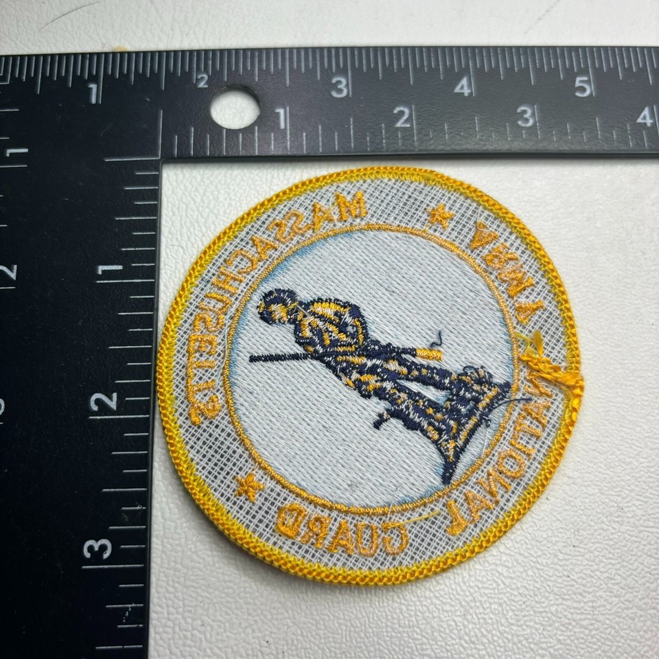 Round US Army MASSACHUSETTS ARMY NATIONAL GUARD Patch (Military) 00.H ...