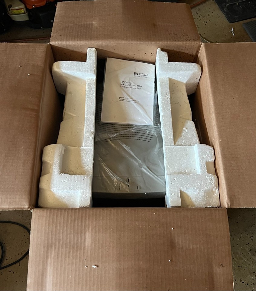 Vintage 2000 Hewlett Packard D5258A HP Pavilion M50 Retro CRT Gaming ...