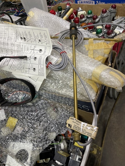 Gems Ls-700 Level Switch Pilot Duty 20va 120 to 240 VAC for sale online ...