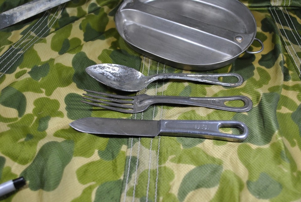 WWII U.S. ARMY 1945 MESS KIT & UTENSILS #3 | eBay